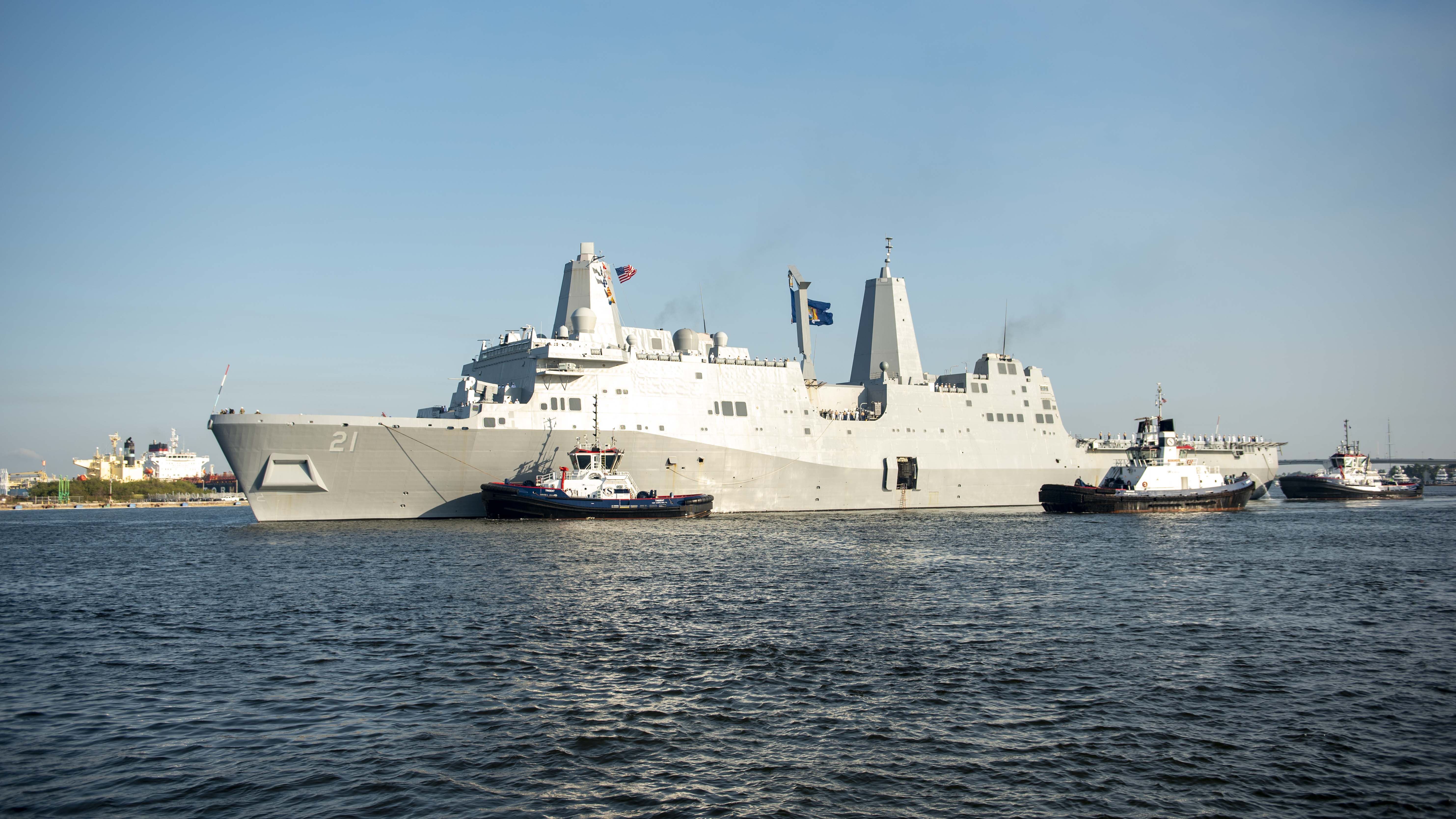 USS FORT LAUDERDALE (LPD 28)